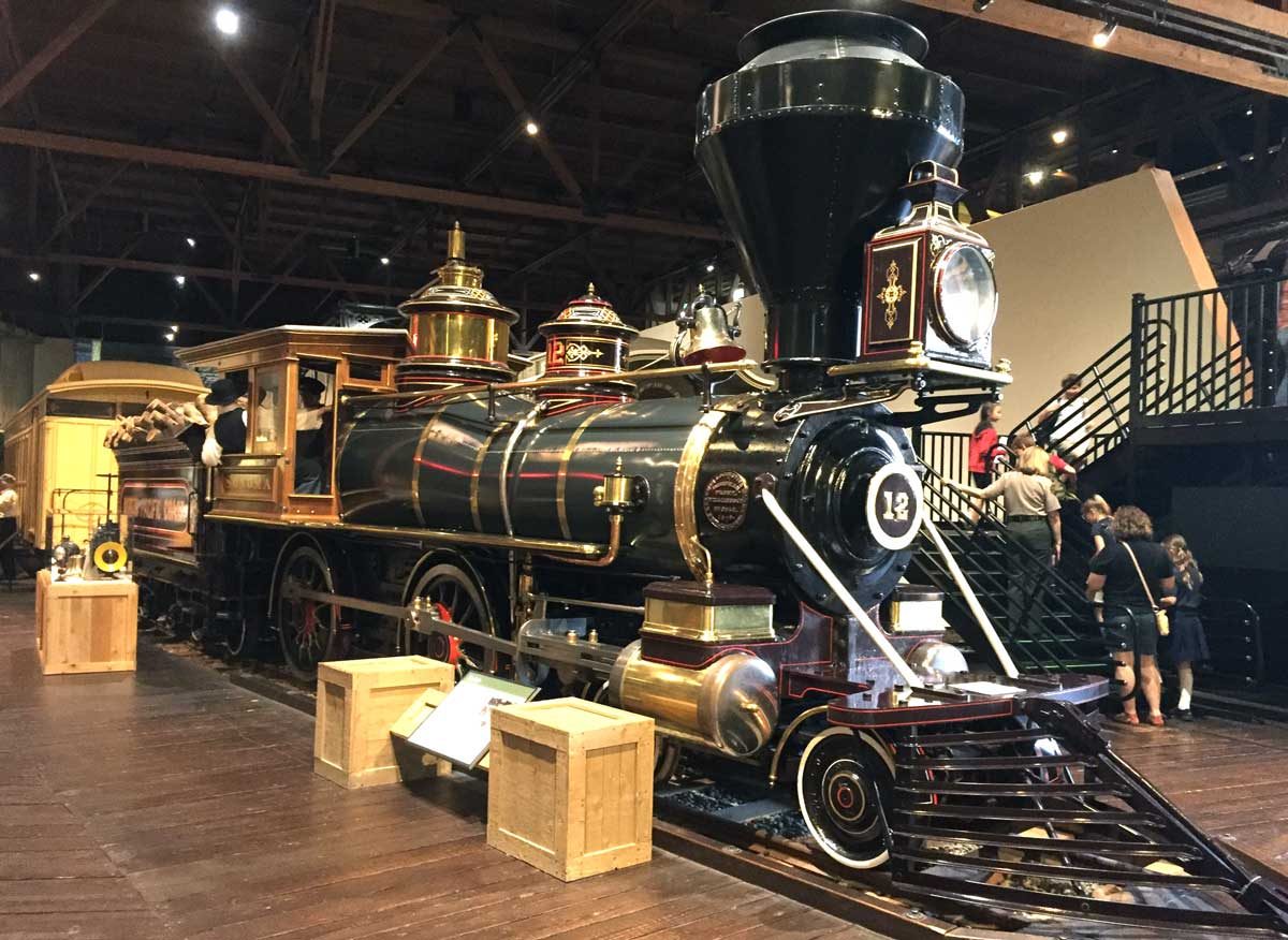 Road Trip – Notes on Designing, Building, and Operating Model Railroads